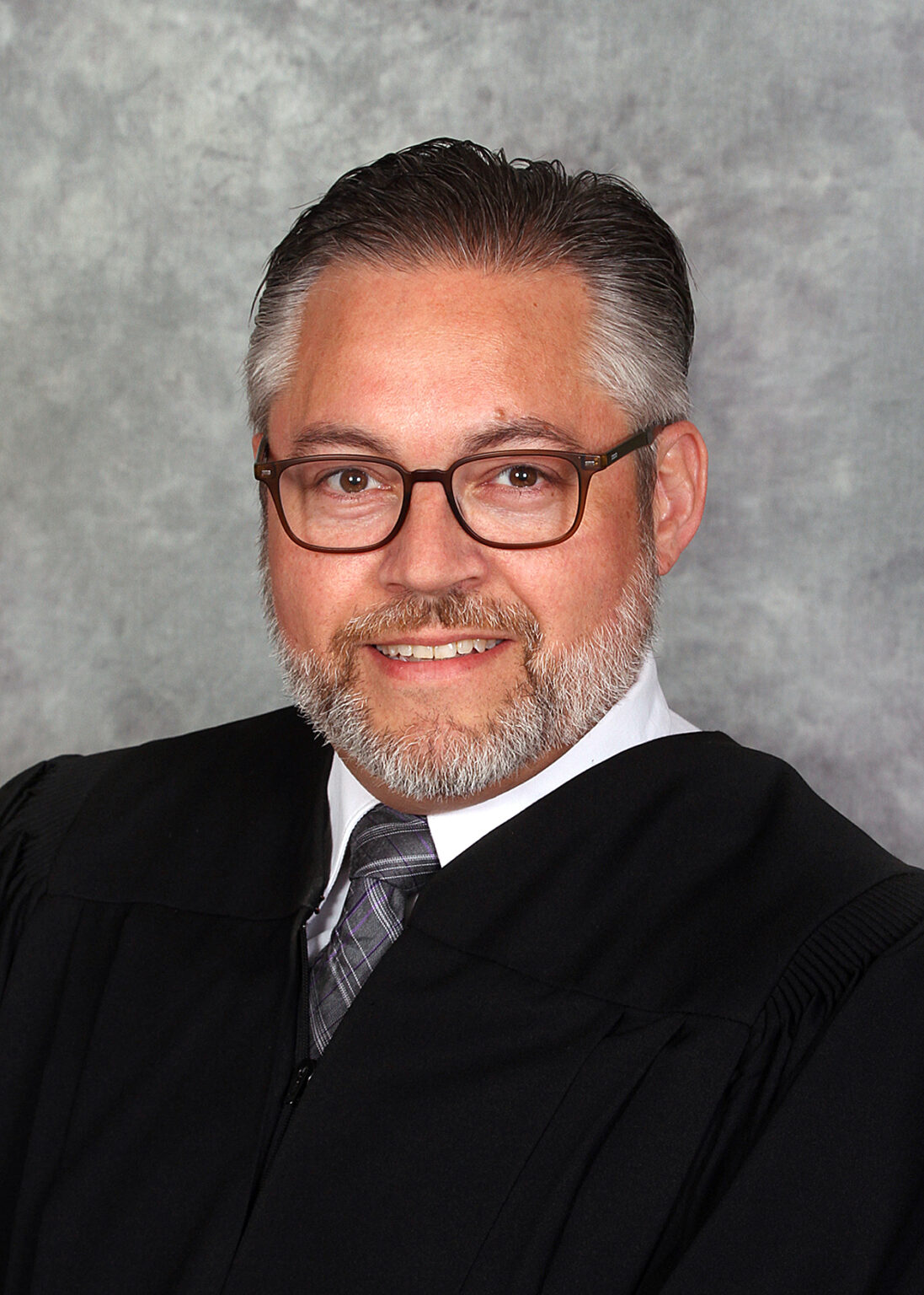 About Dean - Judge Dean Lilac